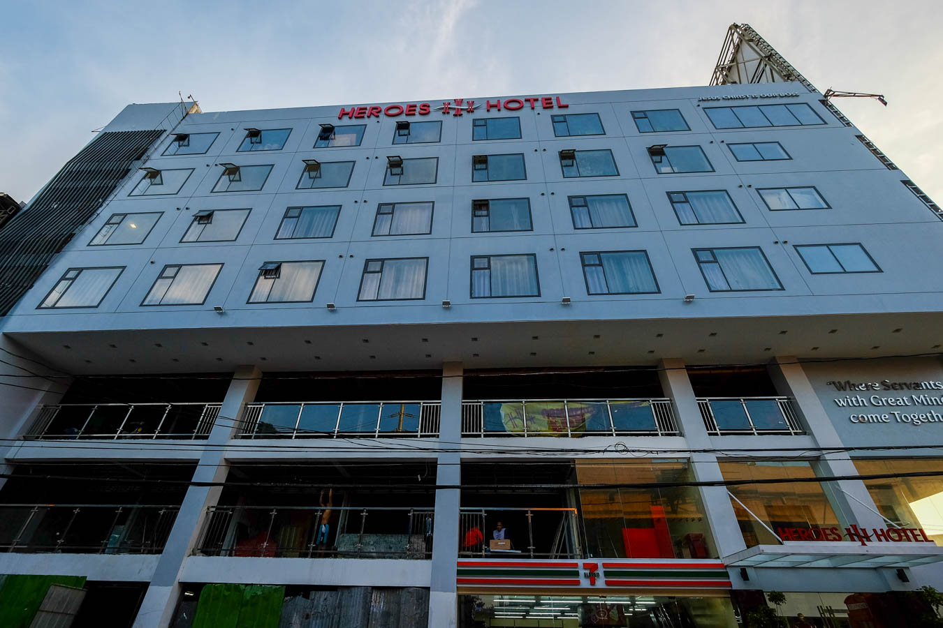 About Us | Heroes Hotel, Manila - Official Site